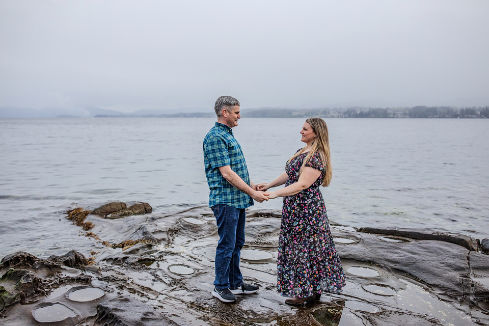 Heather & Peter || Ladysmith Engagement Photo Session | Christa Nicole ...